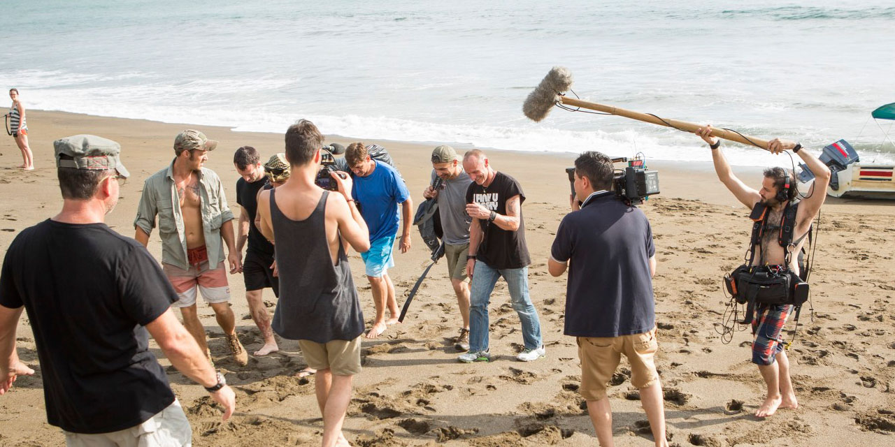 cr2 - Earthrace Conservation