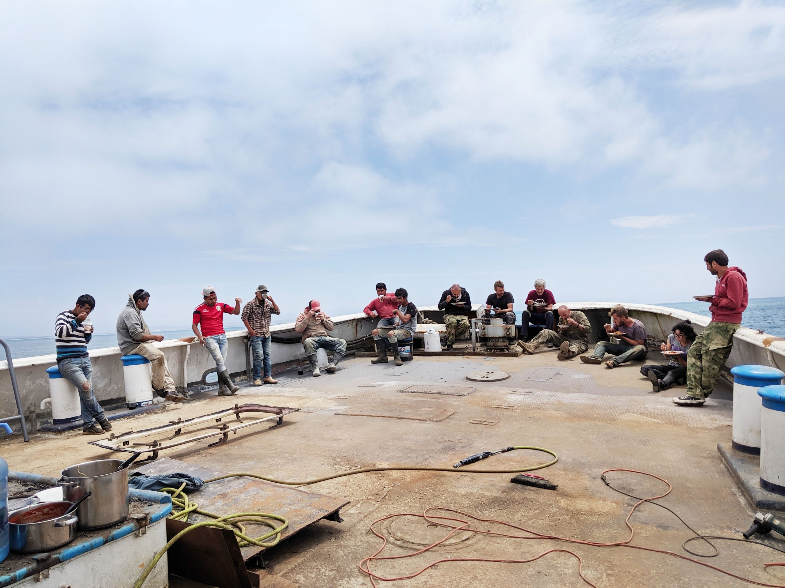 lunch - Earthrace Conservation